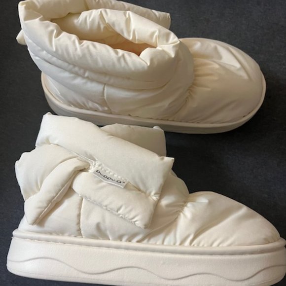 Puppy.Q | Shoes | New Puppyq Cream Color Slipper Booties With Fleece ...